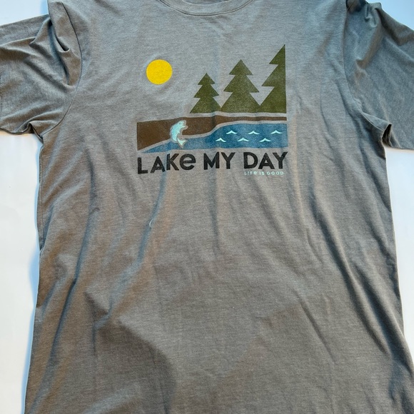 Life Is Good | Shirts | Life Is Good Graphic Tee | Poshmark